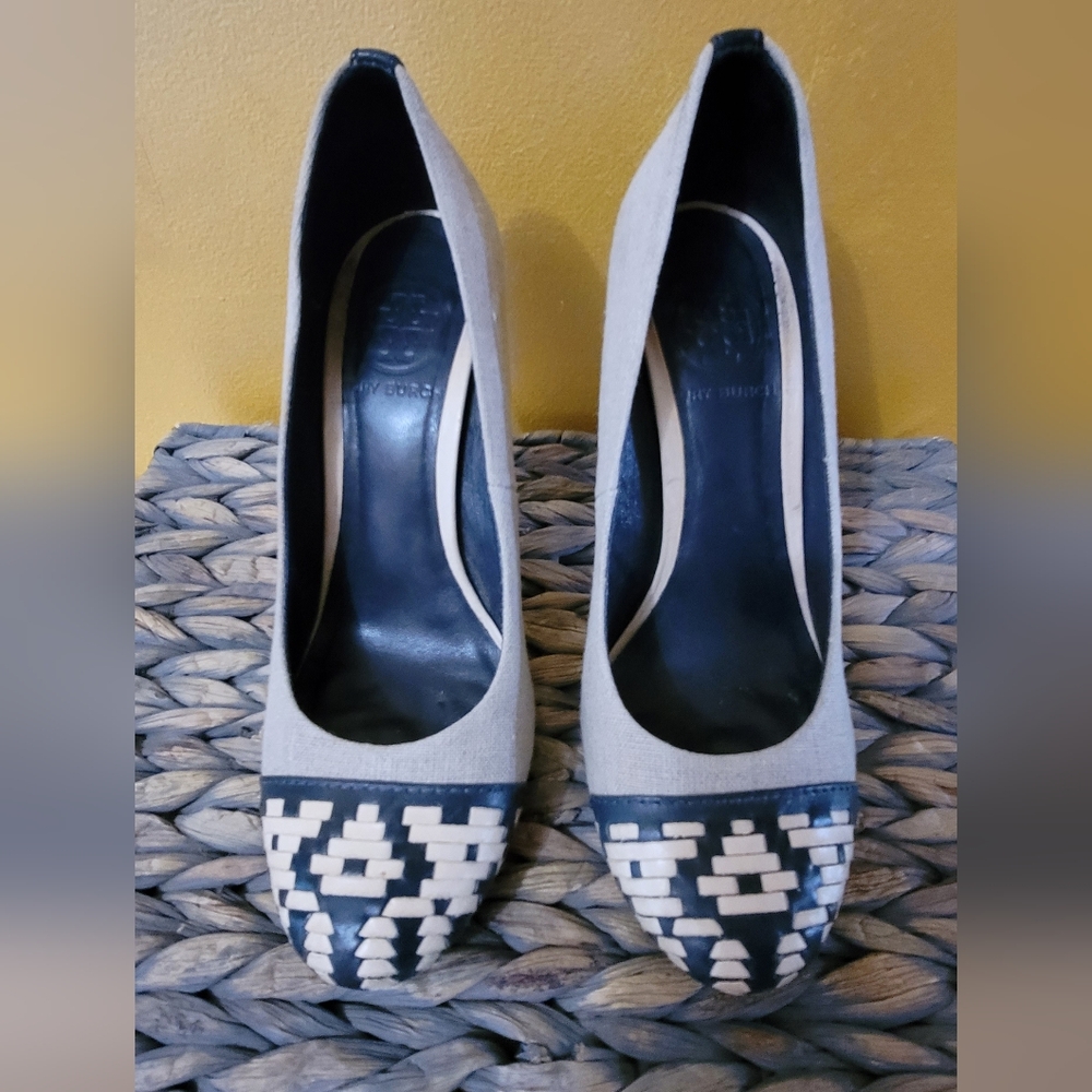 Tory Burch Sylvia Classic Woven / Linen Pump Heel Sho… - Gem